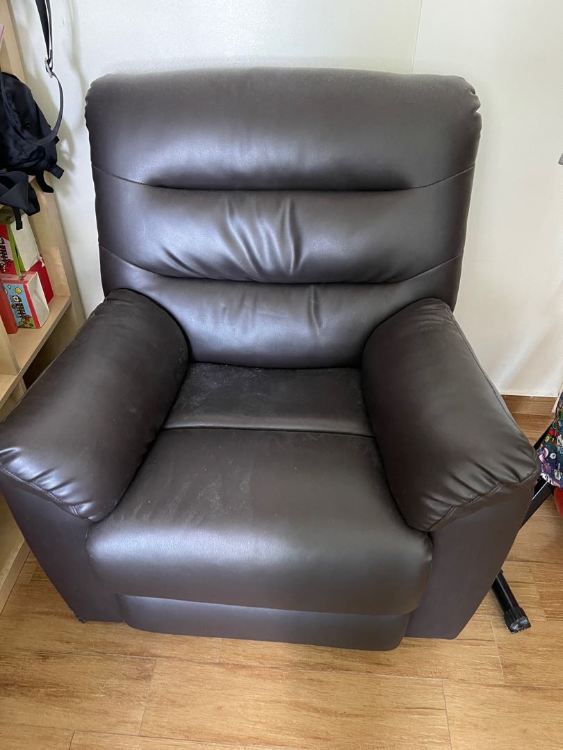 Used Recliner chair for sale, Furniture & Home Living, Furniture ...