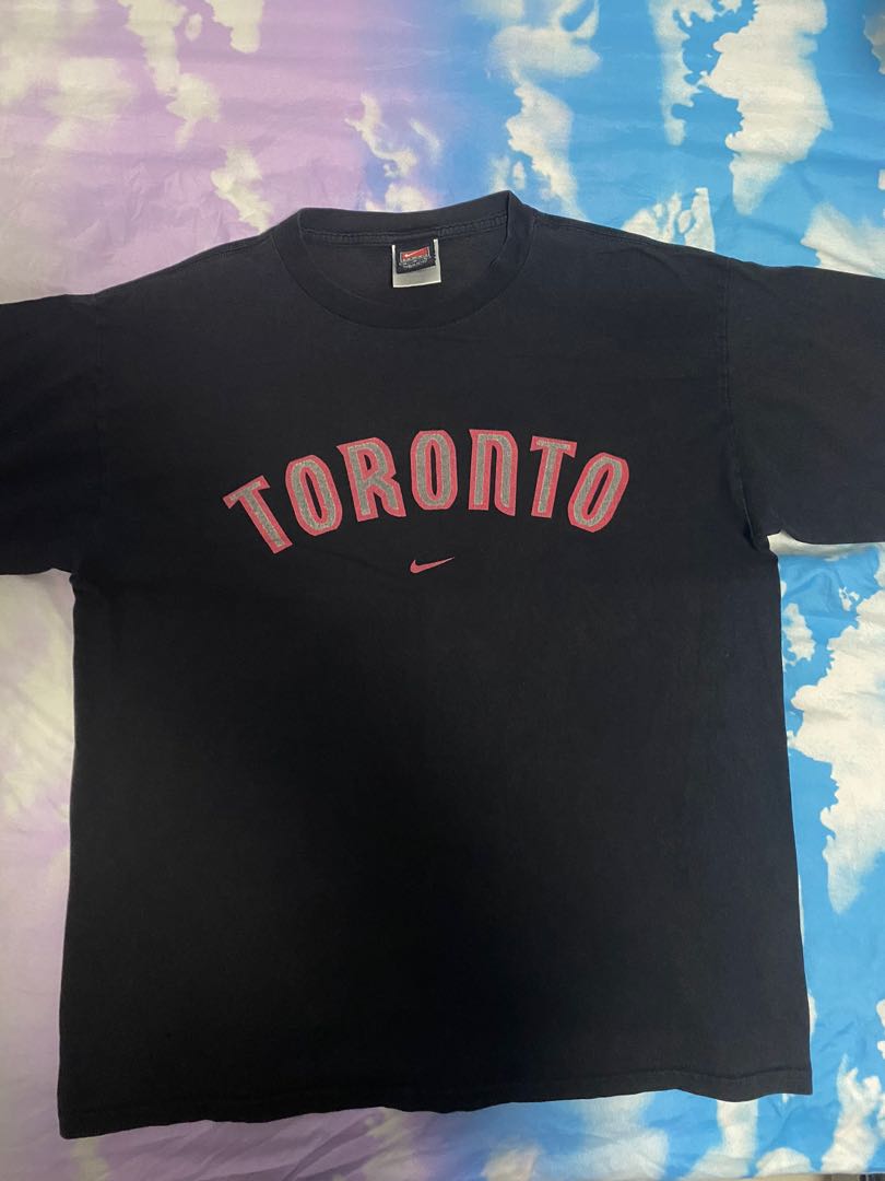 Vintage Toronto Tee, Men's Fashion, Tops & Sets, Tshirts & Polo Shirts ...
