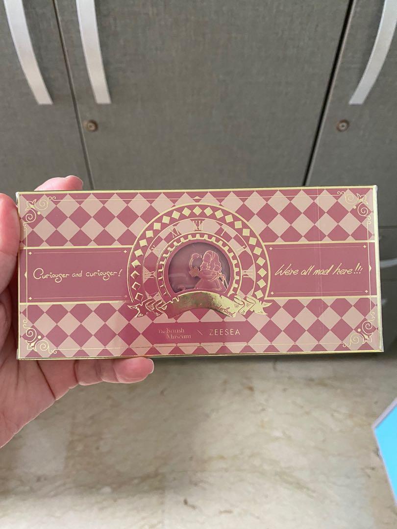 ZEESEA x British Museum Alice in Wonderland Eyeshadow Palette, Beauty & Personal Care, Face ...