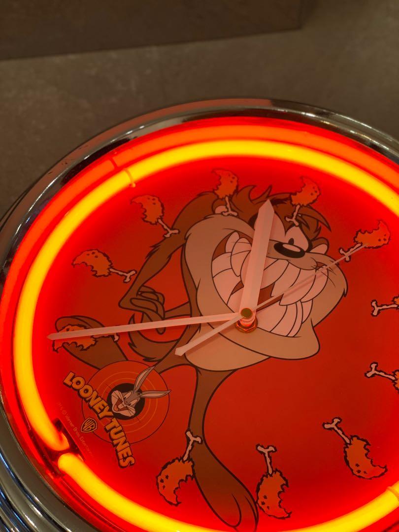 Looney tunes neon clock, Hobbies & Toys, Collectibles & Memorabilia ...