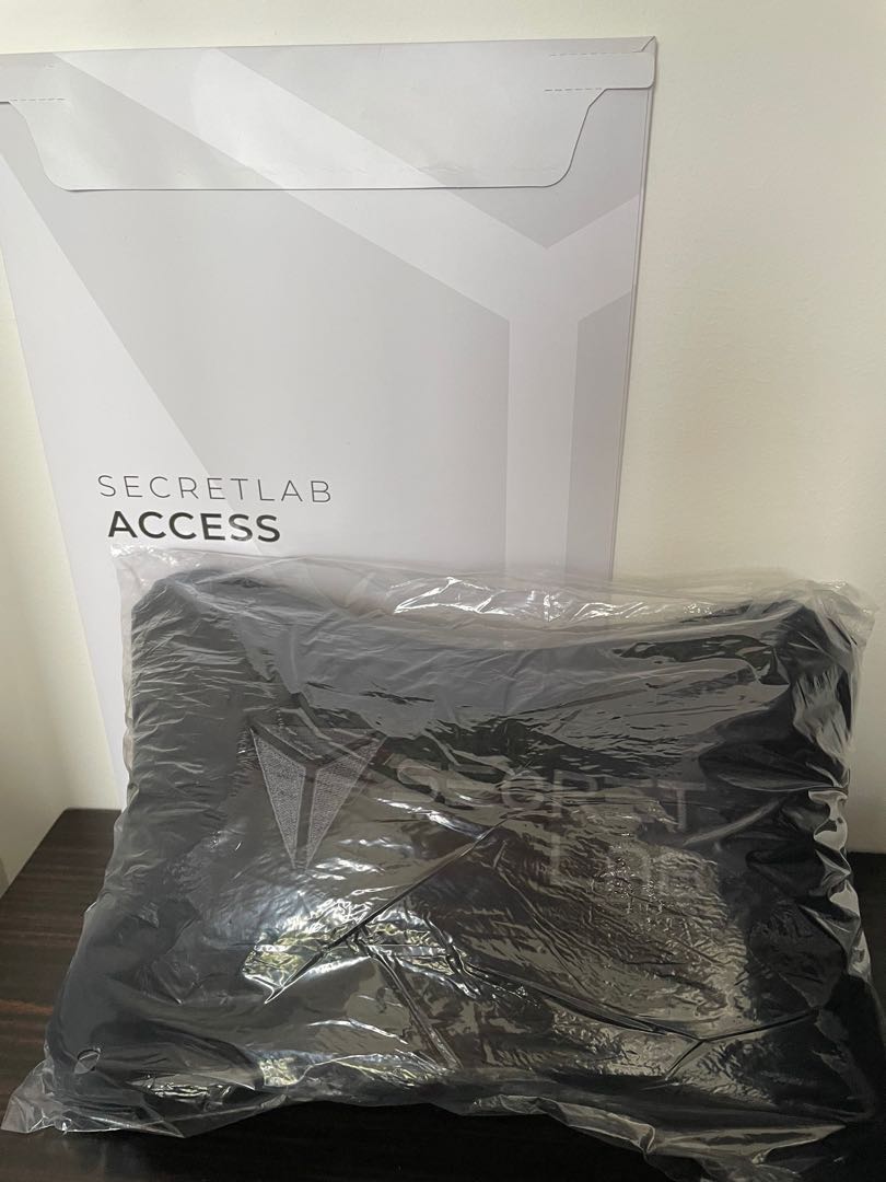 Secretlab Signature Memory Foam Head Pillow w/ Cooling Gel, Furniture ...