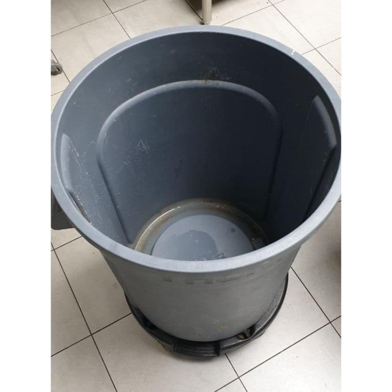 Thor Stewarding Trash Bin, Furniture & Home Living, Cleaning & Homecare ...