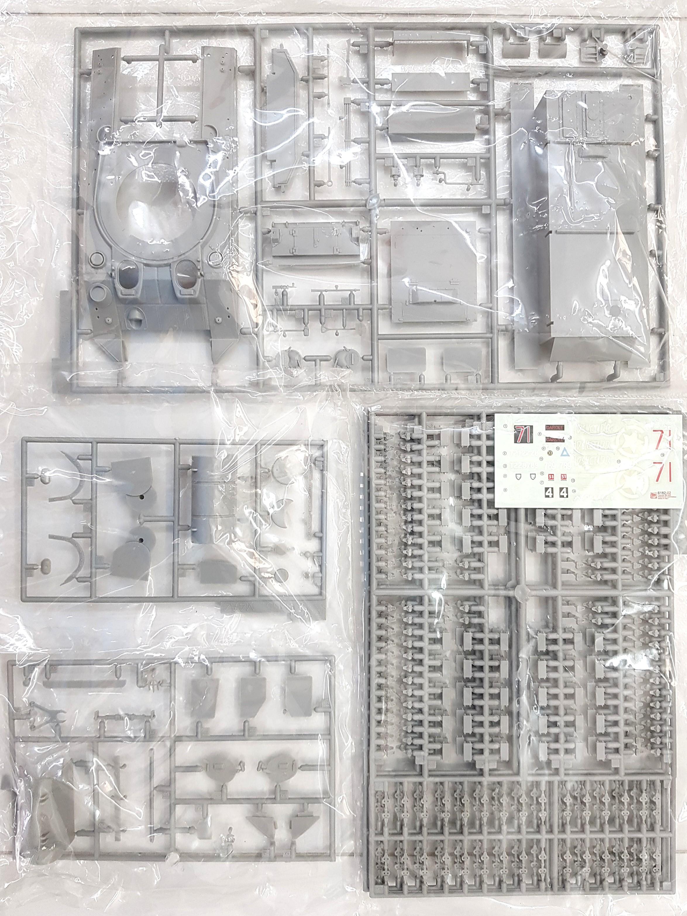 1/35 #6182 Dragon Sherman Firefly Vc (2nd World War Armored Tank Land ...