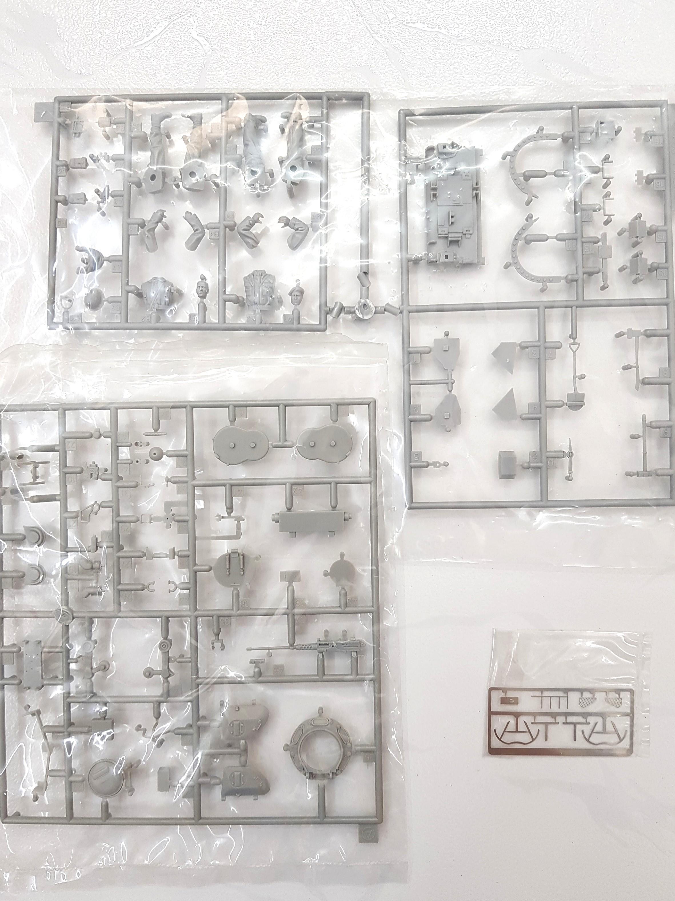 1/35 #6182 Dragon Sherman Firefly Vc (2nd World War Armored Tank Land ...