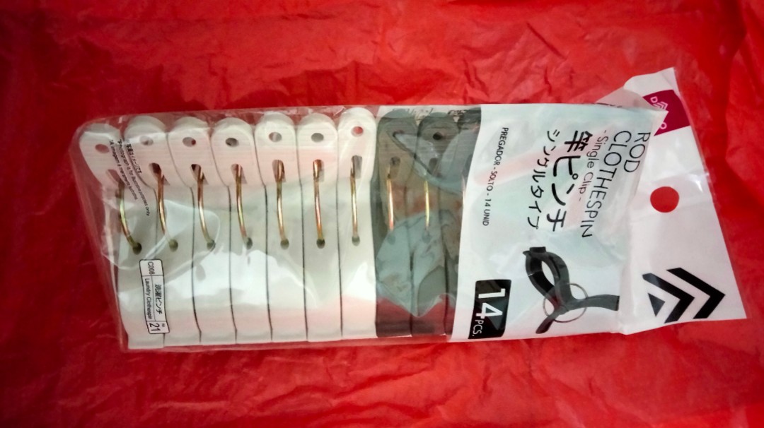 Clothes hanger clip rod clothespin daiso blankets, Home Appliances ...