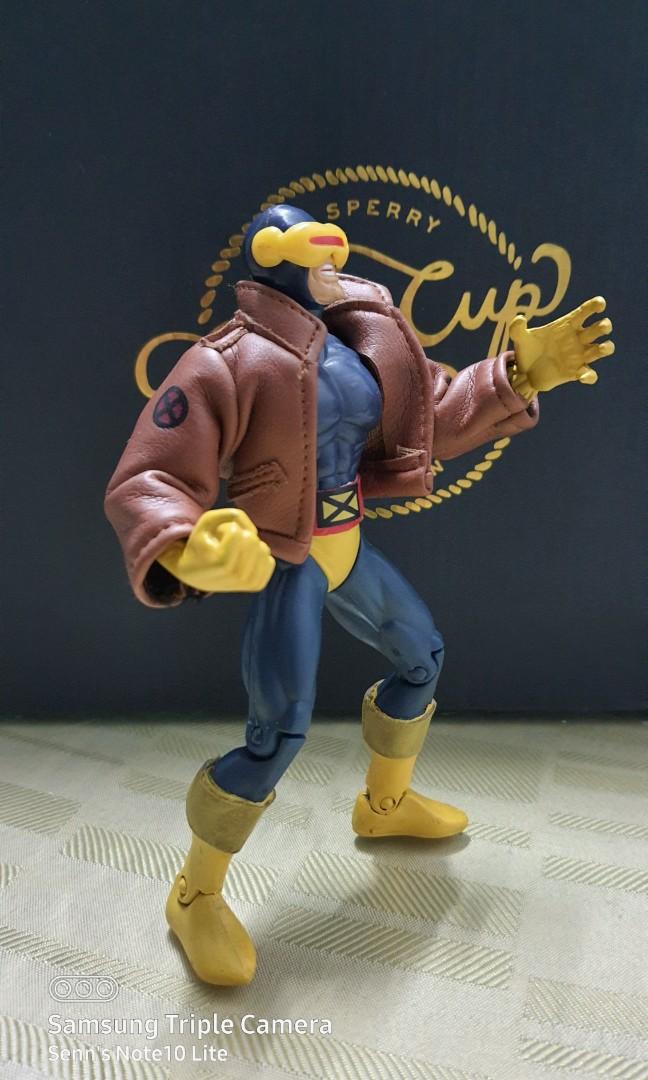 Cyclops marvel greatest moments box set 1999, Hobbies & Toys, Toys ...