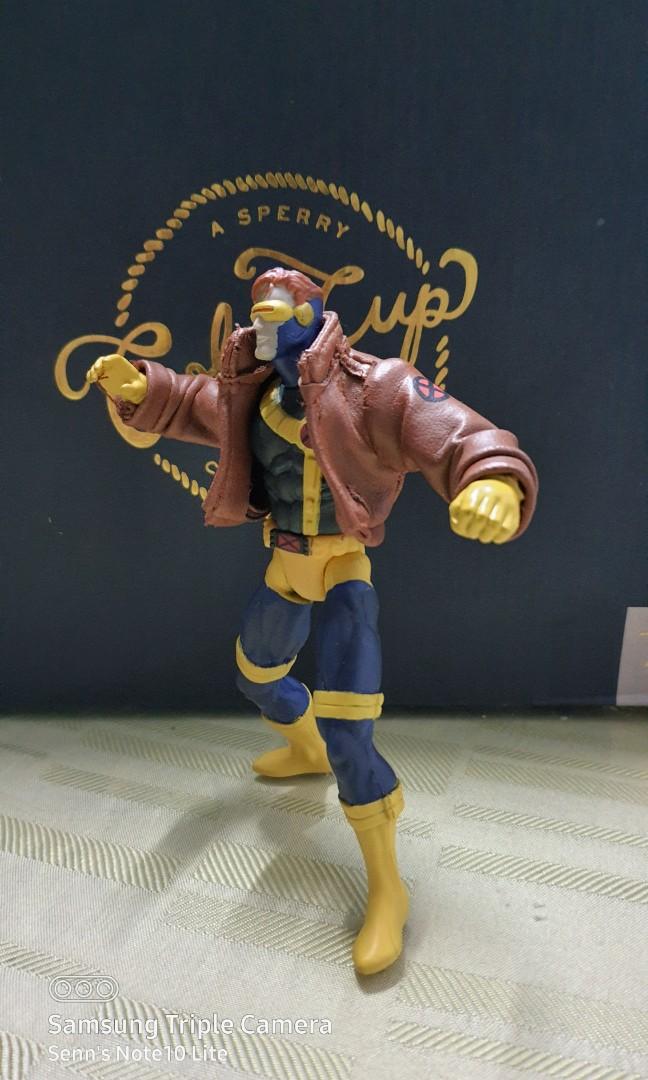 Cyclops marvel vs capcom 2 box set 1997, Hobbies & Toys, Toys & Games ...