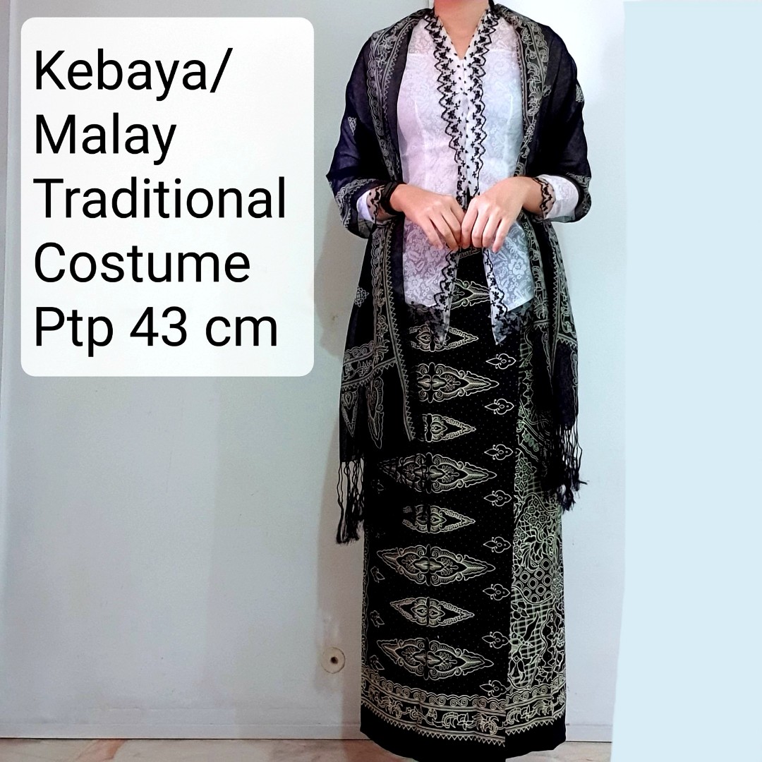 Malay Traditional Costume, Baju Kebaya, Baju Kurung, Batik with Scarf ...