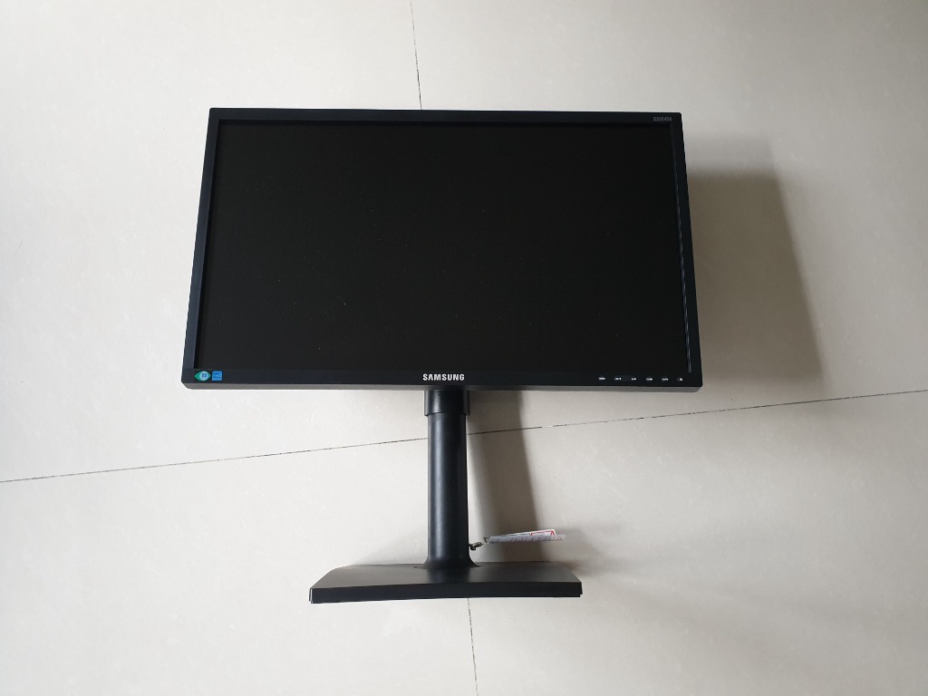 Samsung 21.5" PC monitor - S22E450F, Computers & Tech, Parts ...