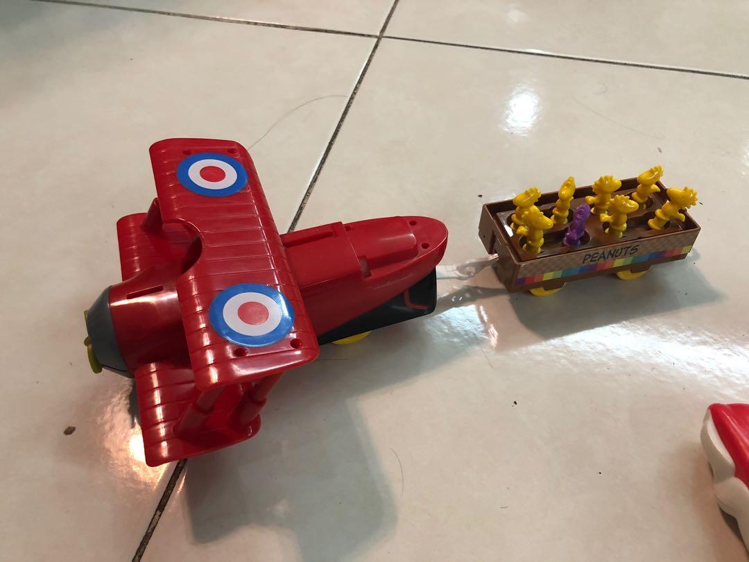 Snoopy toy set, Hobbies & Toys, Toys & Games on Carousell
