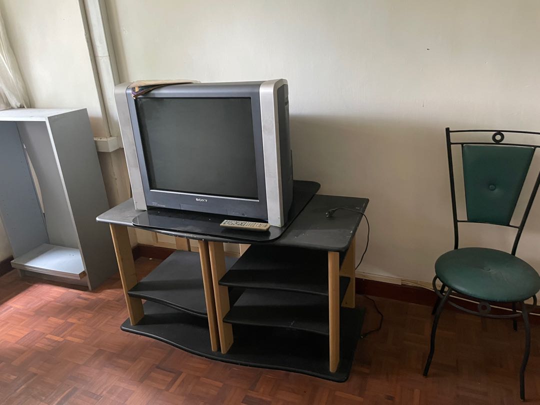 Sony trinitron television 29 inch , TV & Home Appliances, TV ...