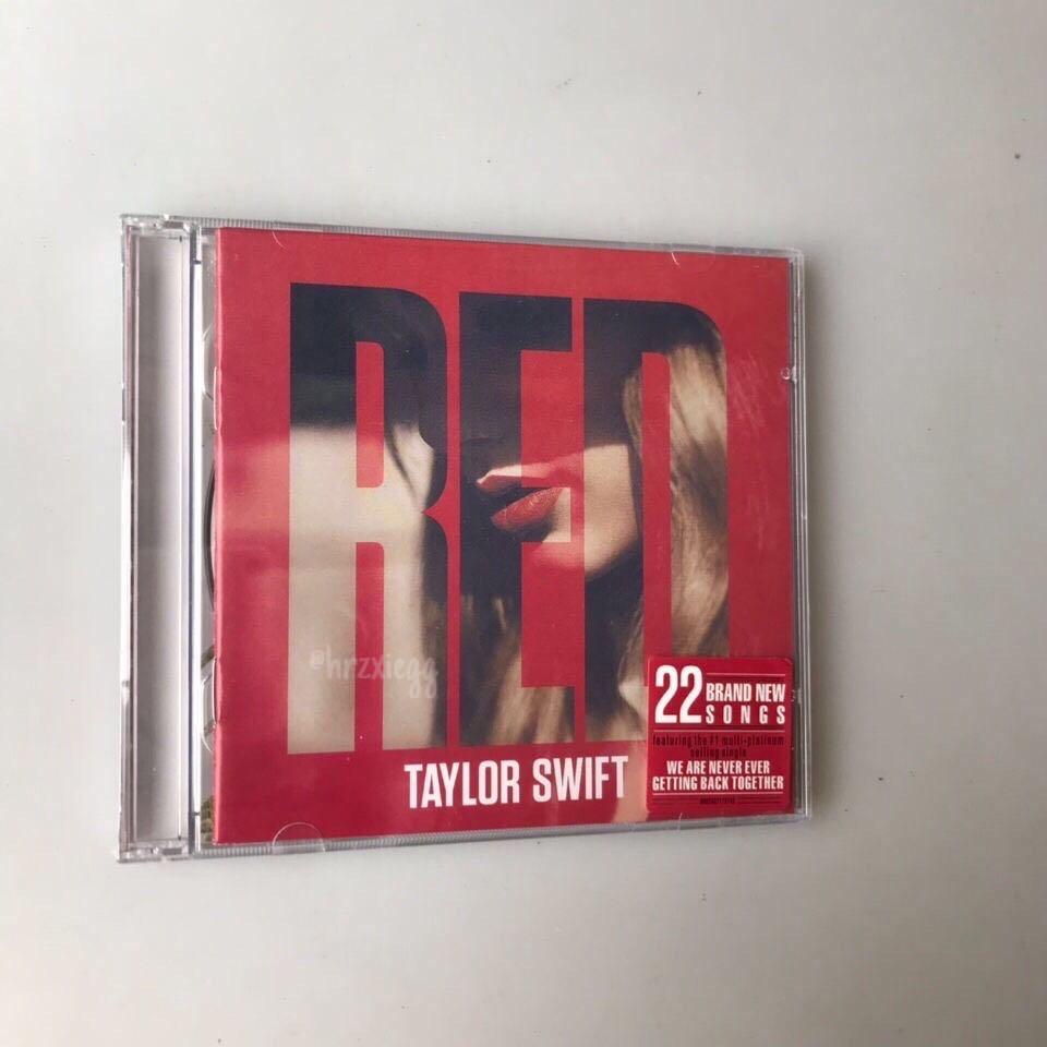 Taylor Swift 'RED' CD ALBUM, Hobbies & Toys, Music & Media, Music ...