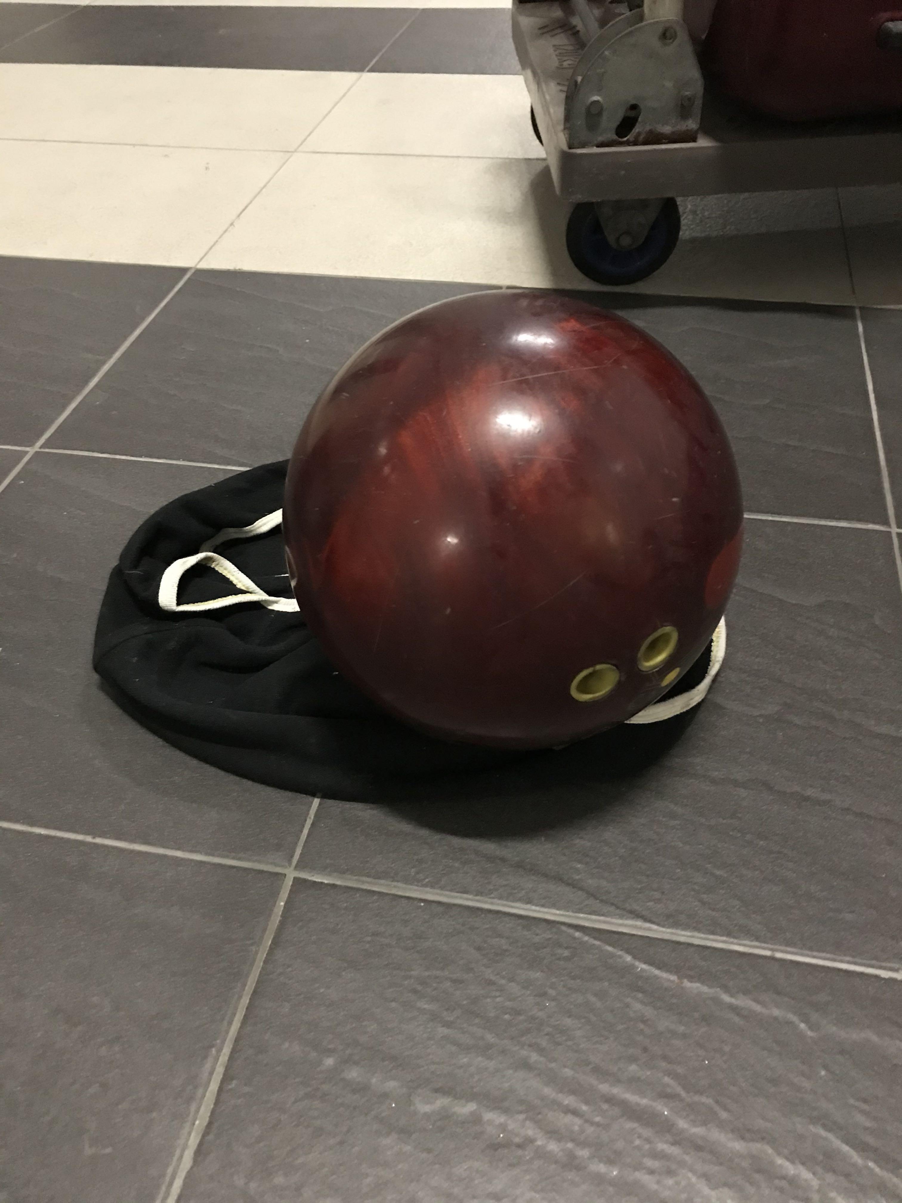 TRACK Synergy ETS 15LB Bowling Ball / Made in USA, Sports Equipment ...