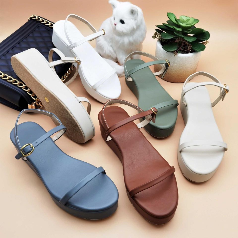 2 inch Platform, Women's Fashion, Footwear, Flats & Sandals on Carousell
