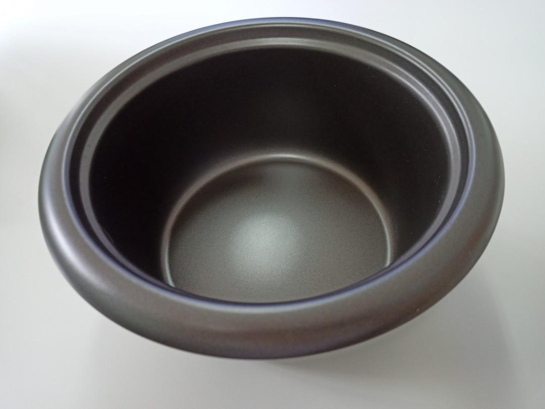 Old generation Rice cooker inner pot, TV & Home Appliances, Kitchen ...