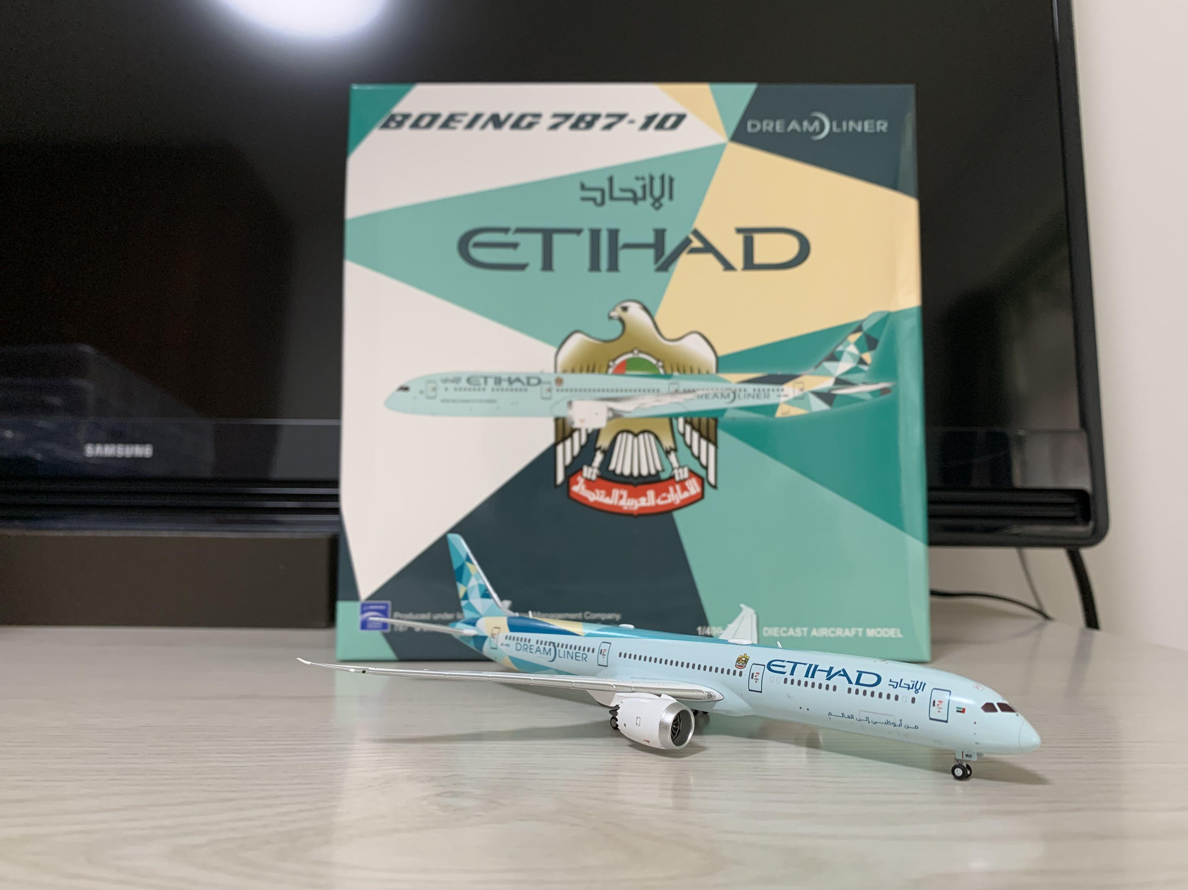 JC Wings Etihad Airways Boeing B787-10 ‘Greenliner’ livery A6-BMH 1:400, Hobbies & Toys, Toys ...