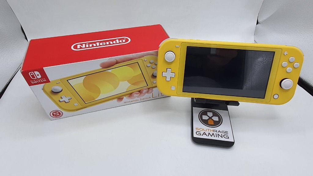 Nintendo Switch Lite Unit (YELLOW), Video Gaming, Video Game Consoles ...