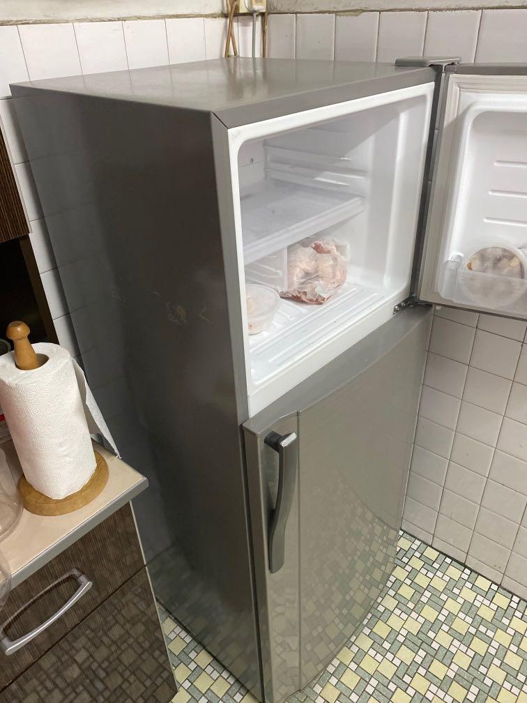 Singer tdf2238 Refrigerator, TV & Home Appliances, Kitchen Appliances ...