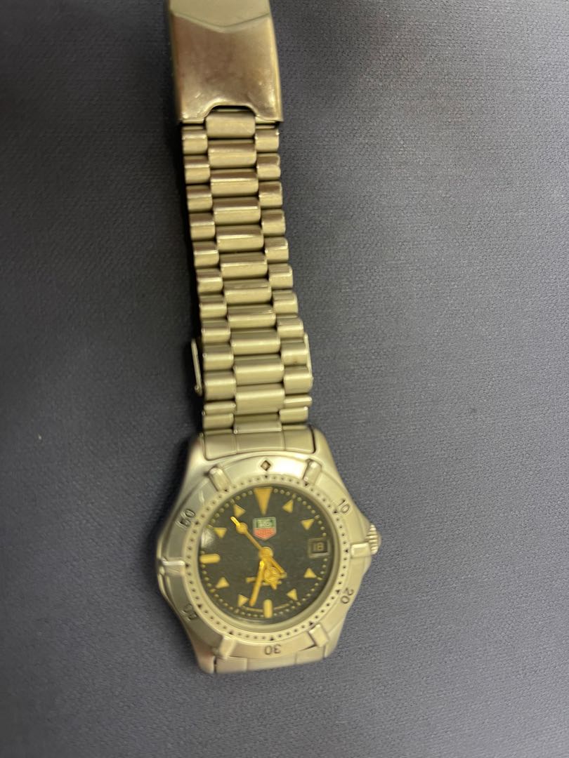 Tag Heuer vintage mid 90s, Luxury, Watches on Carousell