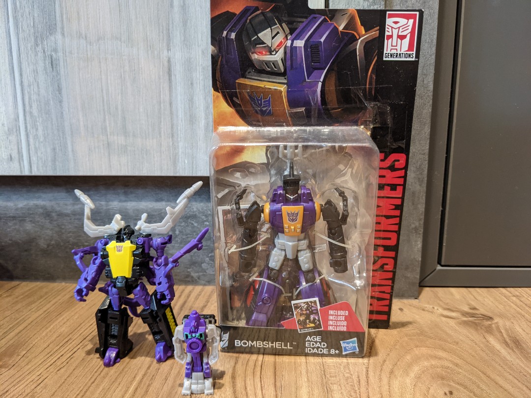 Transformers Insecticons Shrapnel and Bombshell, Toys & Games, Bricks ...