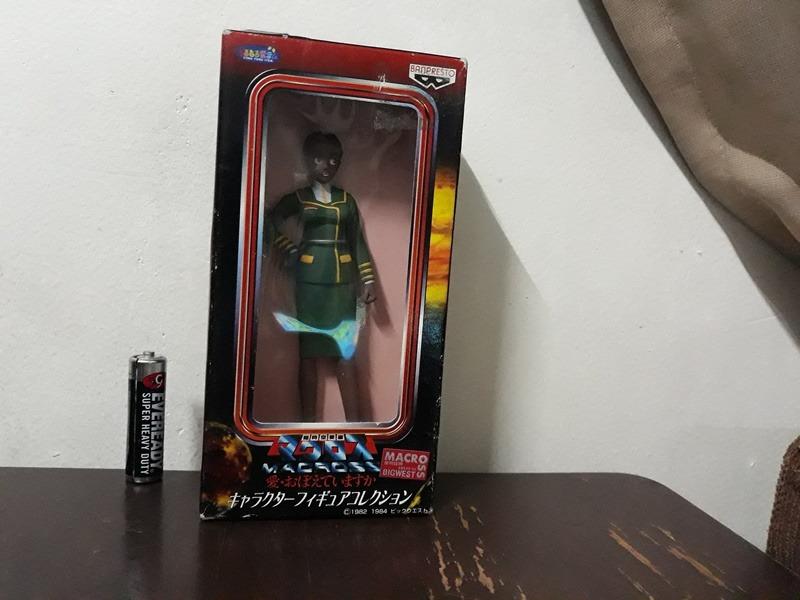 2 Figure Macross Robotech action figure set + Robotech girl-reserved ...