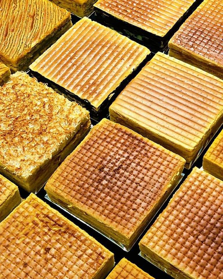 BATAM KUEH LAPIS, Food & Drinks, Baked Goods on Carousell