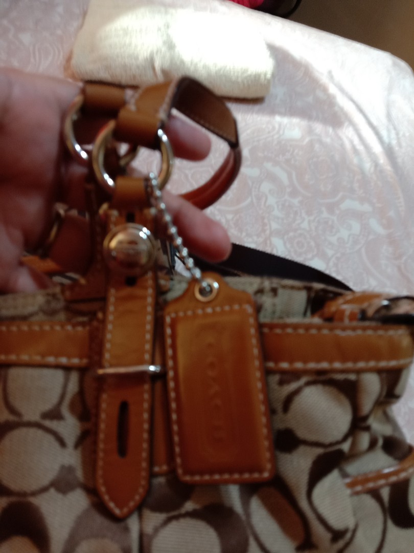 Coach bag used but not abuse, Women's Fashion, Bags & Wallets, Cross ...