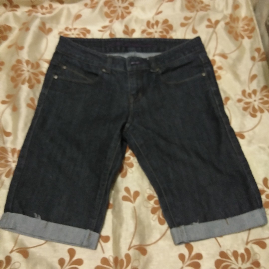 Denim Puruntong Short, Women's Fashion, Bottoms, Shorts on Carousell