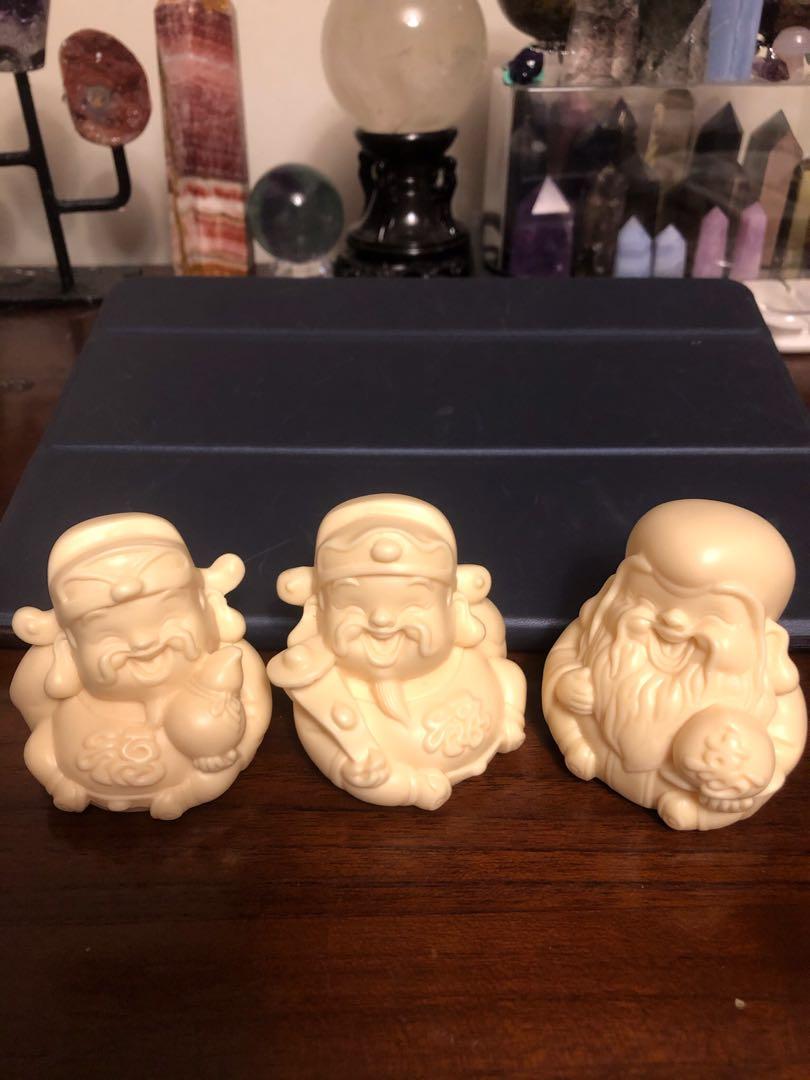 Ivory nut God of fortune 象牙果福禄寿, Hobbies & Toys, Memorabilia ...