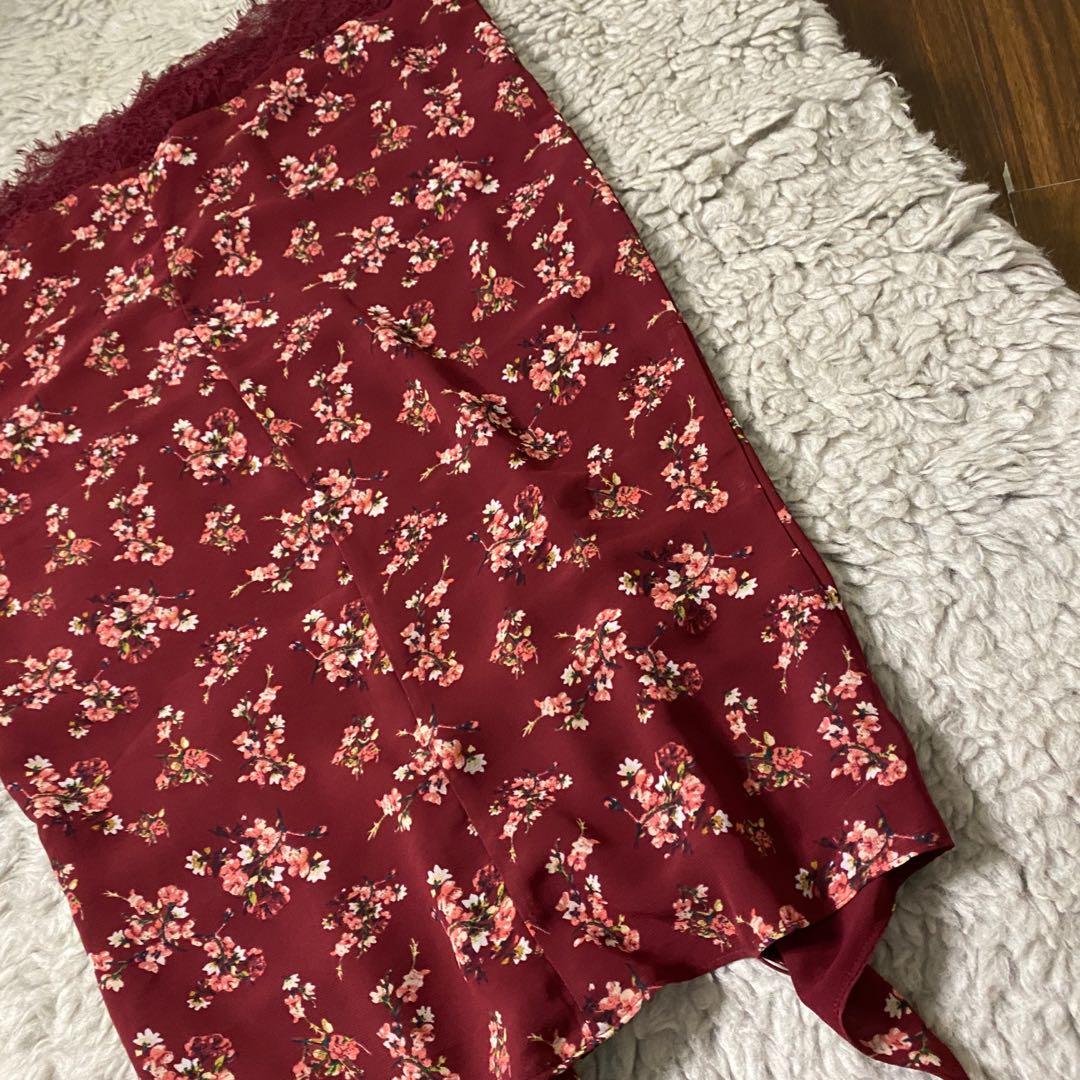 Hnm Flower Slip Dress in red, Fesyen Wanita, Pakaian Wanita, Gaun & Rok ...