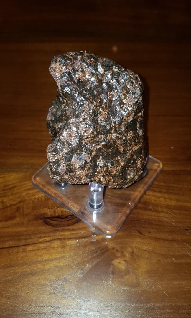 meteorite 1.2kg, Vintage & Collectibles, Vintage Collectibles on Carousell