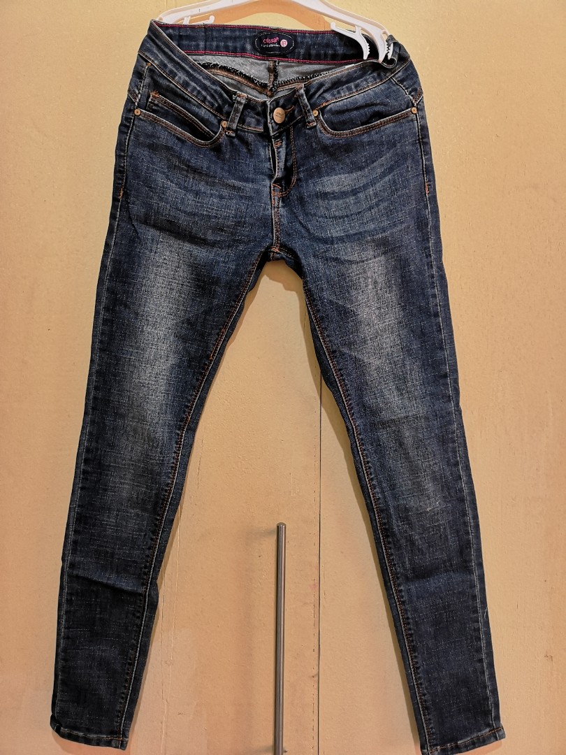 Crissa Jeans, Women's Fashion, Bottoms, Jeans on Carousell
