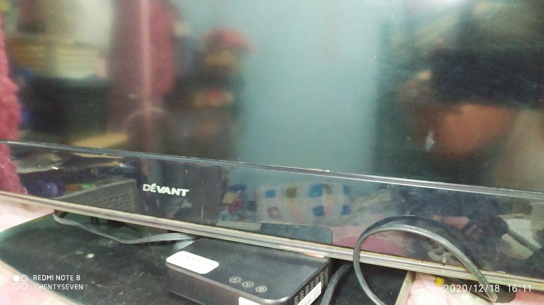 DEVANT LCD TV 32", Audio, Portable Music Players on Carousell