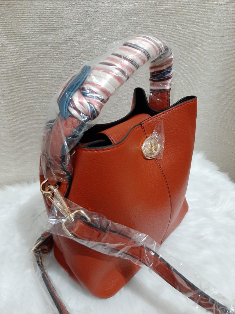 Original HOWRU sling bag, Women's Fashion, Bags & Wallets, Cross-body ...