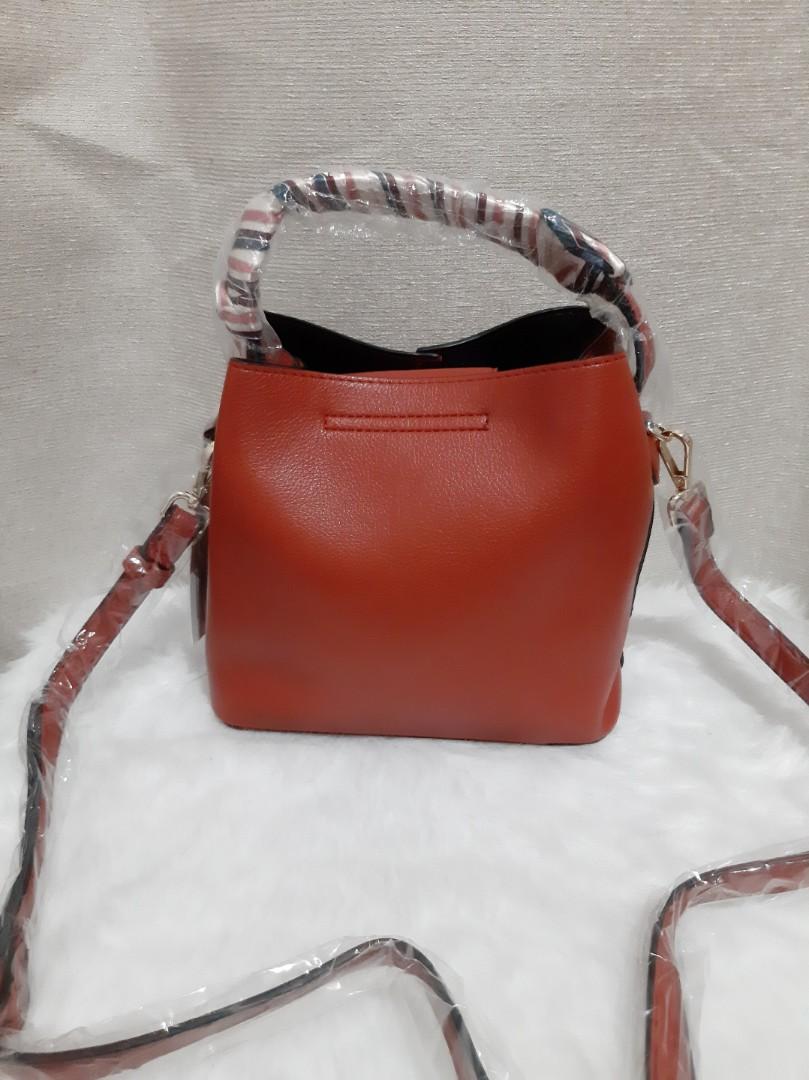 Original HOWRU sling bag, Women's Fashion, Bags & Wallets, Cross-body ...