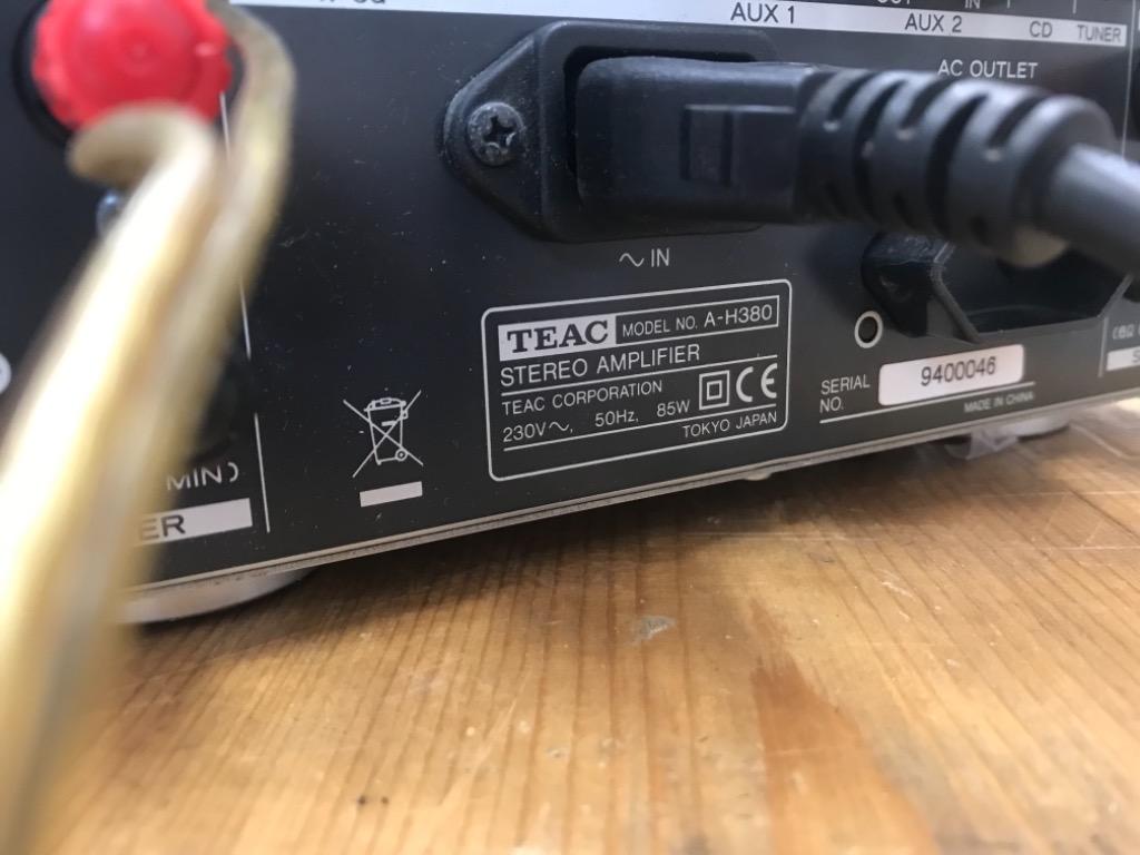 TEAC A-H380 Stereo Integrated Amplifier, 興趣及遊戲, 音樂樂器 & 配件, 樂器配件 - Carousell