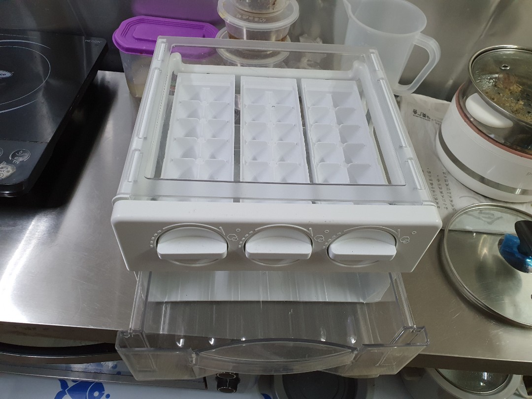 Ice maker box, TV & Home Appliances, Kitchen Appliances, Coffee ...