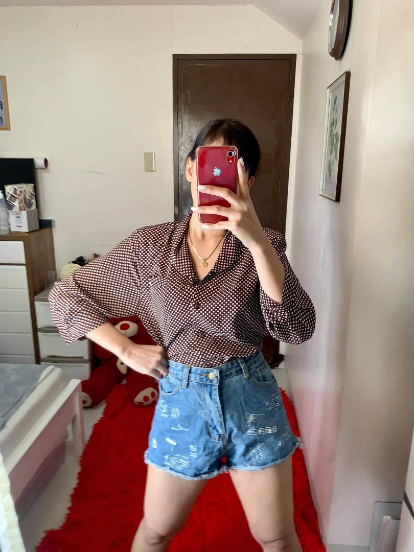Maong shorts, Women's Fashion, Bottoms, Shorts on Carousell