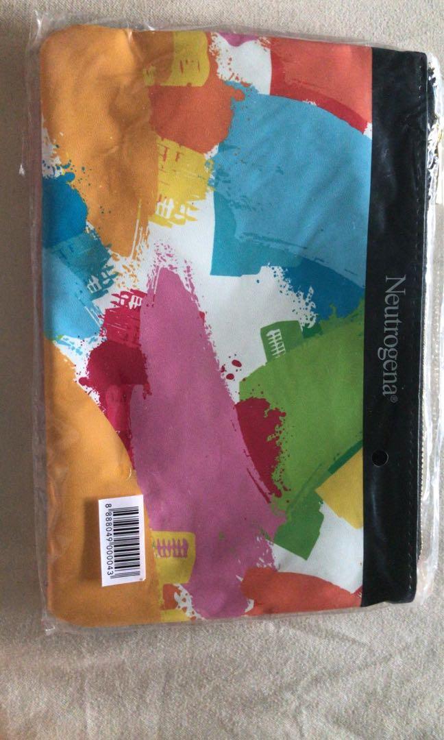 Neutrogena pouch, Everything Else on Carousell