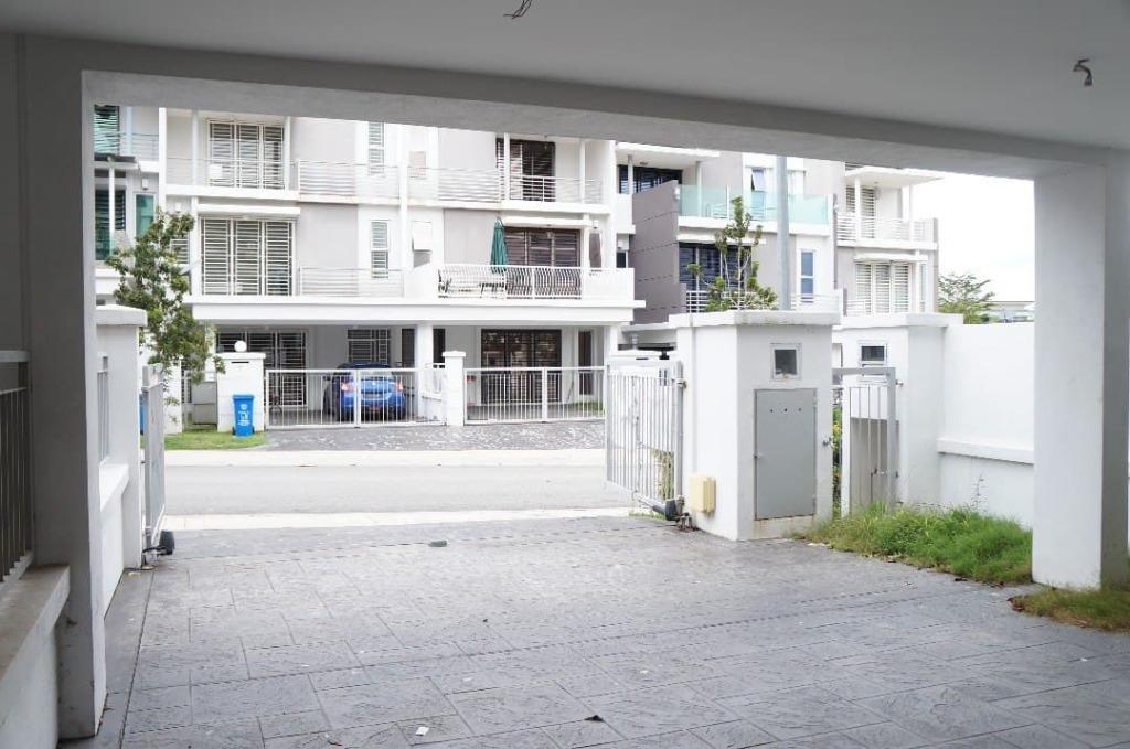 Sunway Alam Suria U10 Shah Alam | 2.5 Storey House, Property, For Sale ...