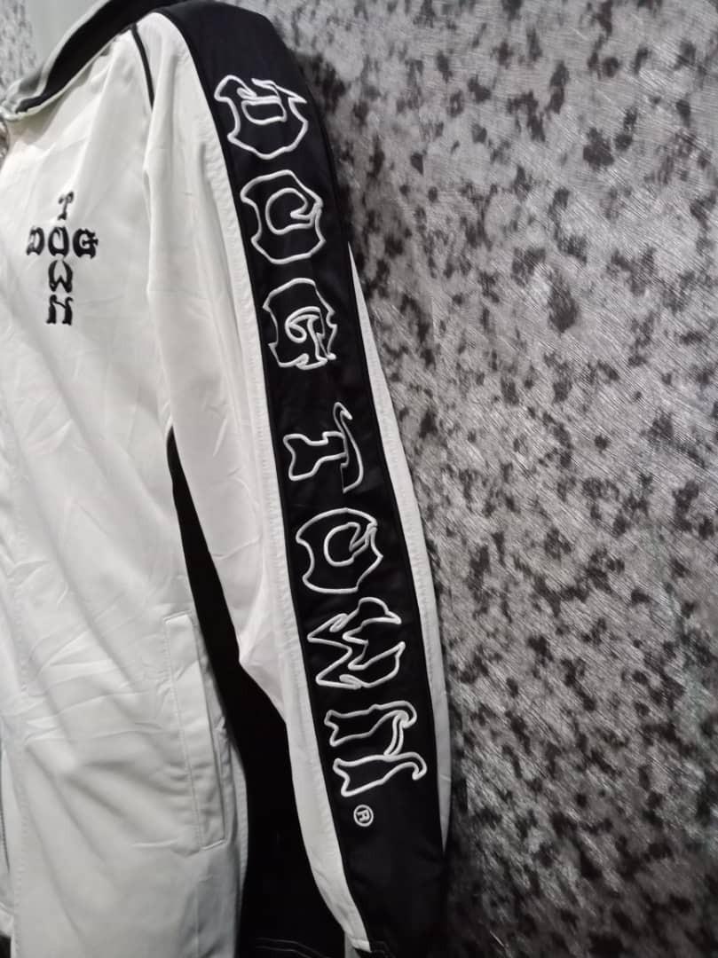 DOG TOWN BLACK DRAGON Tacktop, Men's Fashion, Tops & Sets, Formal ...