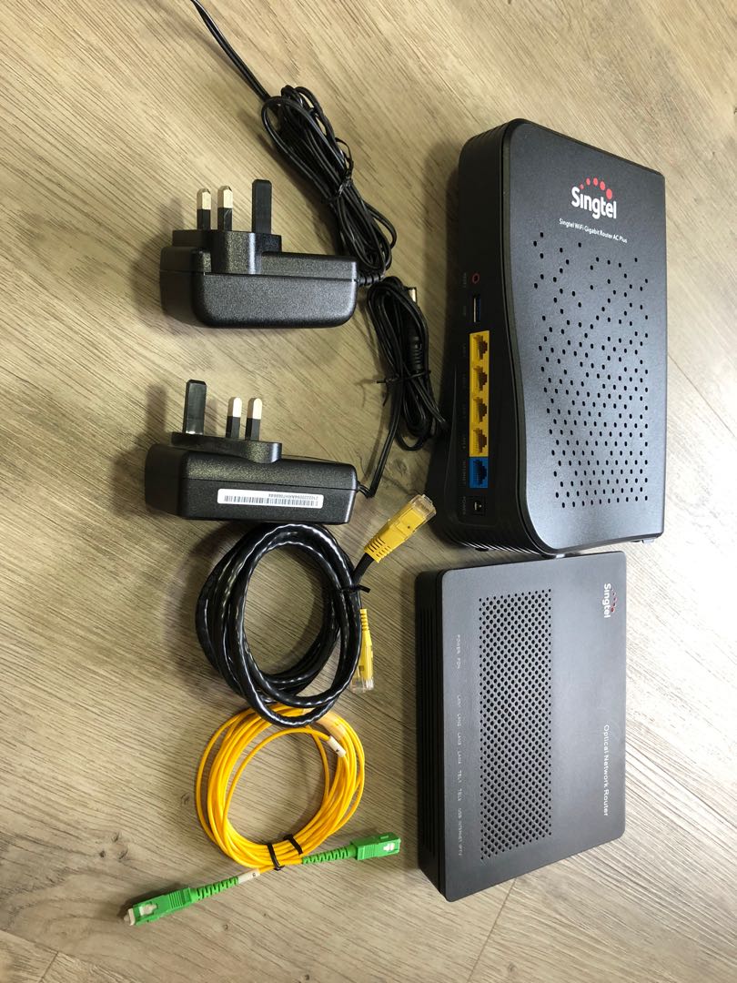 Singtel fibre optic modem & router, Computers & Tech, Parts ...