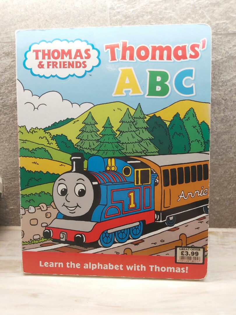 Thomas & Friends ABC Alphabet book, 興趣及遊戲, 書本 & 文具, 小說及非小說 - Carousell