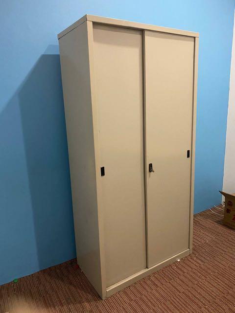 Almari Fail Besi (Sliding Door), Furniture & Home Living, Furniture ...
