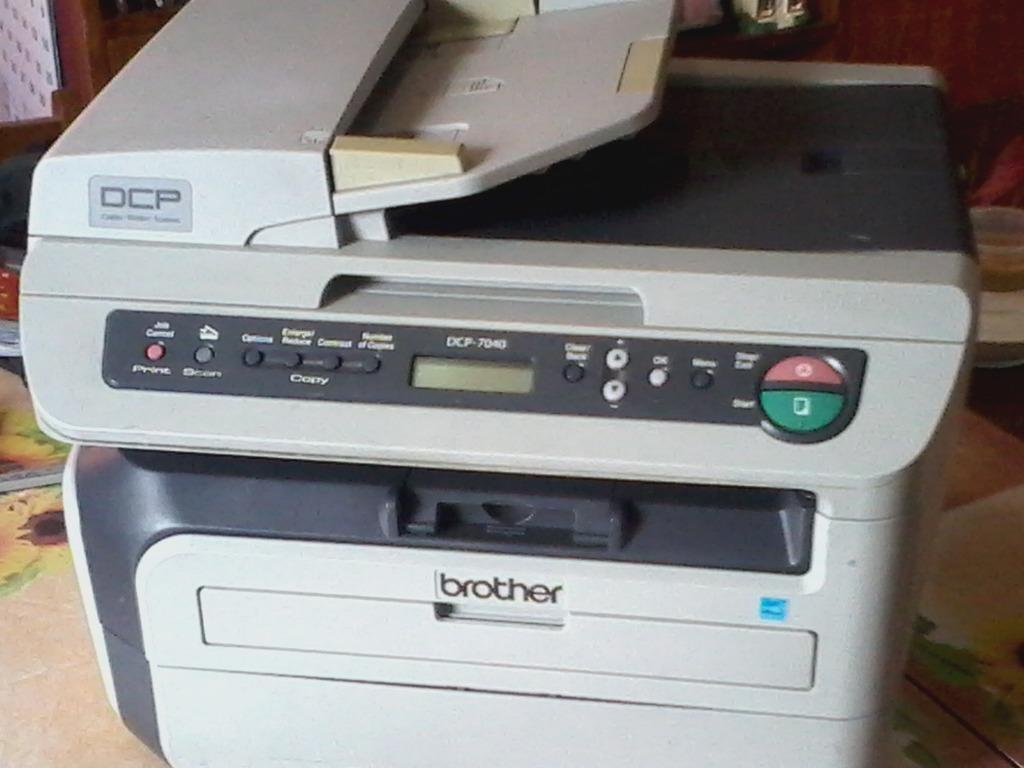 Brother DCP 7040 copier printer, Computers & Tech, Printers, Scanners ...