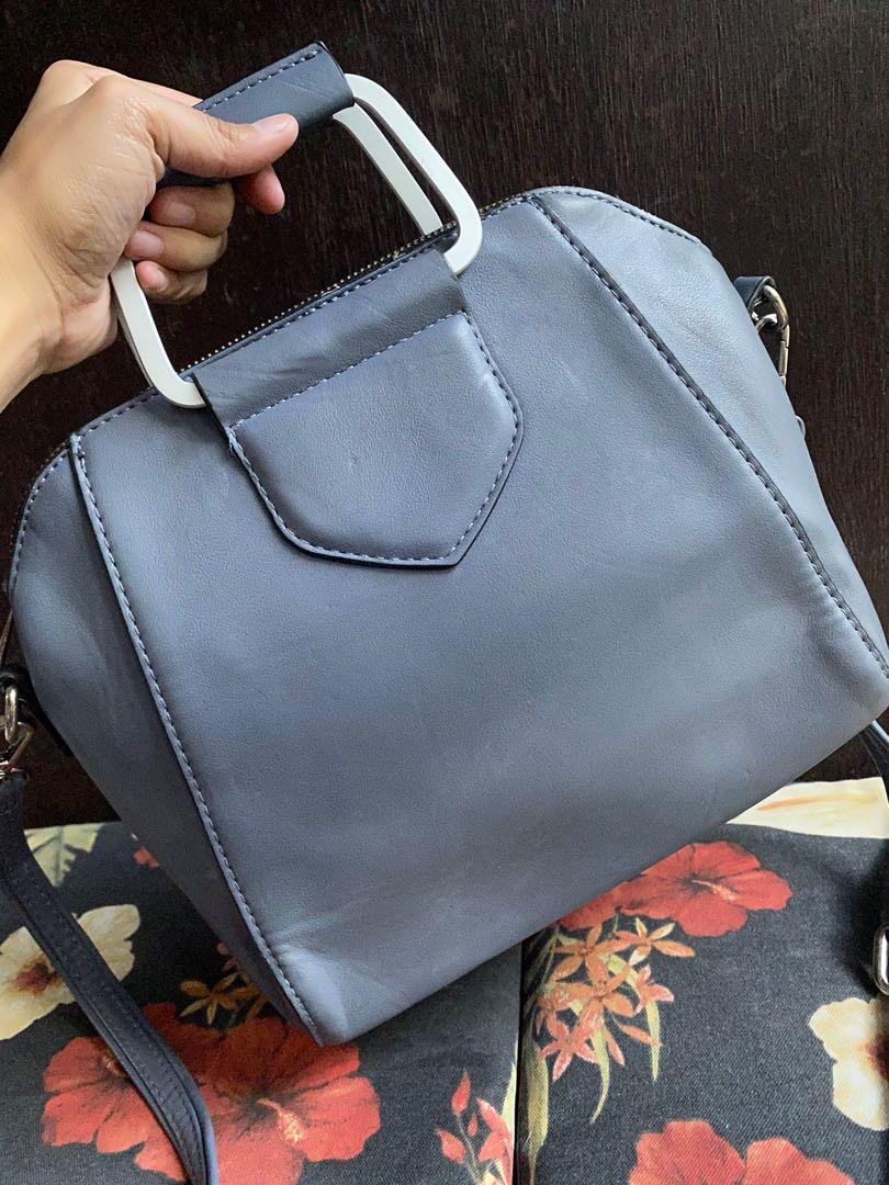 Dusto 2 way bag, Women's Fashion, Bags & Wallets, Cross-body Bags on ...