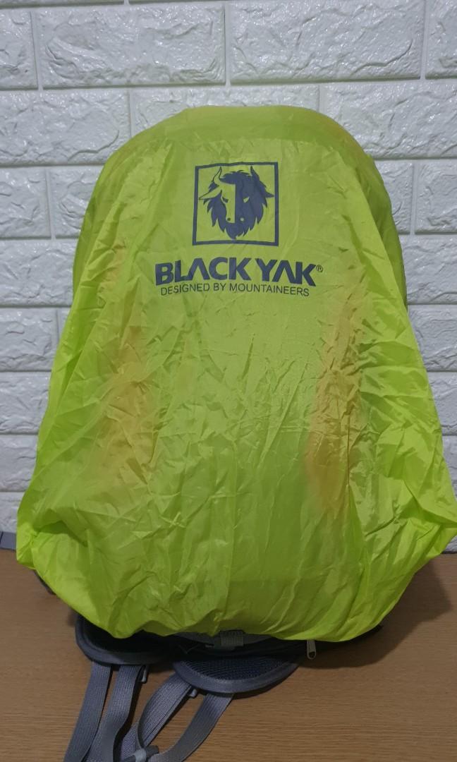 Pre-loved BLACK YAK 28L Backpack, Men's Fashion, Bags, Backpacks on ...