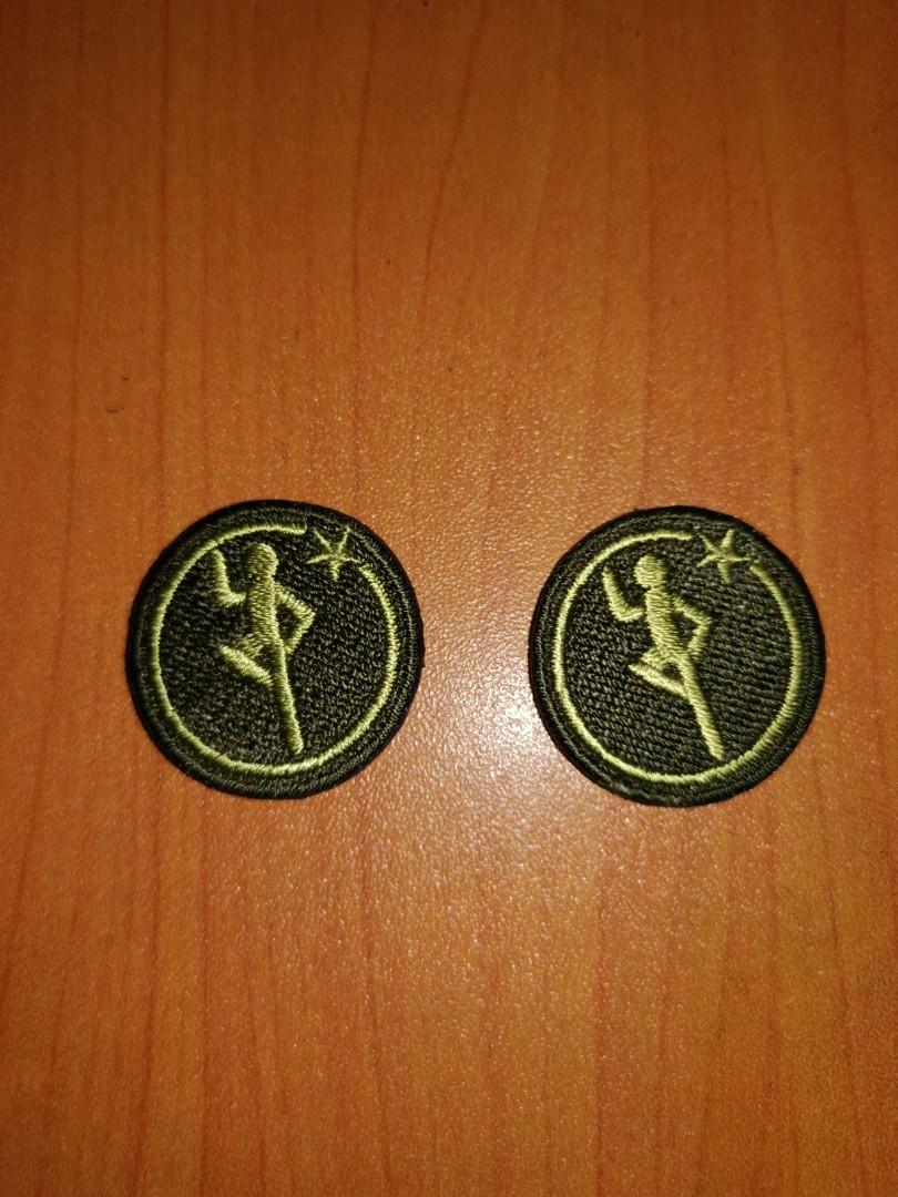 SAF NO.4 IPPT BADGE GOLD, Everything Else on Carousell