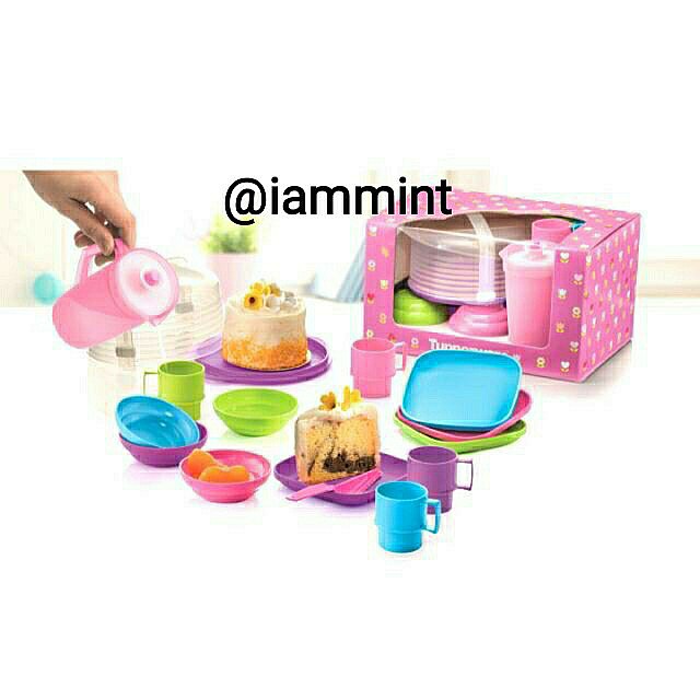 Tupperware Kids Mini's Tea Party Gift Box Set, Hobbies & Toys, Toys ...