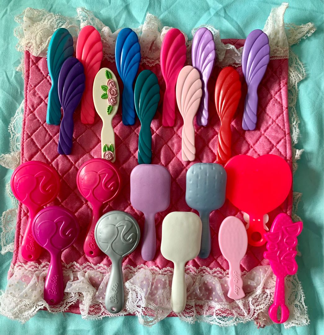 Barbie Doll Comb Bundle, Hobbies & Toys, Toys & Games on Carousell